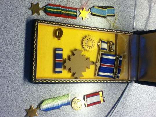 WWII Navy/USMC DFC and mini's - MEDALS & DECORATIONS - U.S. Militaria Forum