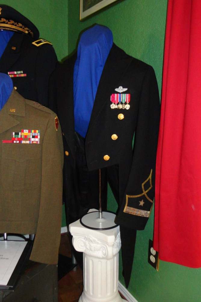 The General's Club - UNIFORMS - U.S. Militaria Forum