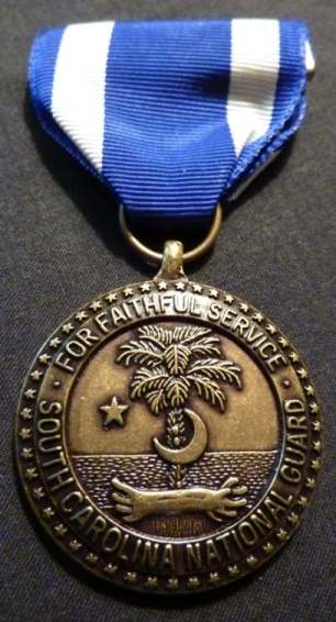 SC National Guard Service Medal - MEDALS & DECORATIONS - U.S. Militaria ...