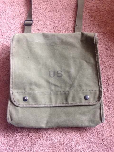 WW2 Flashlight & map bag ? - FIELD & PERSONAL GEAR SECTION - U.S ...