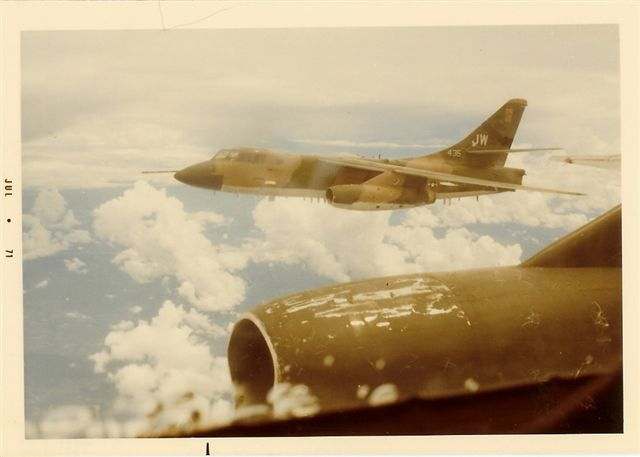 EB-66 #435 - EPHEMERA, PHOTOGRAPHS & MILITARY ARTWORK - U.S. Militaria ...