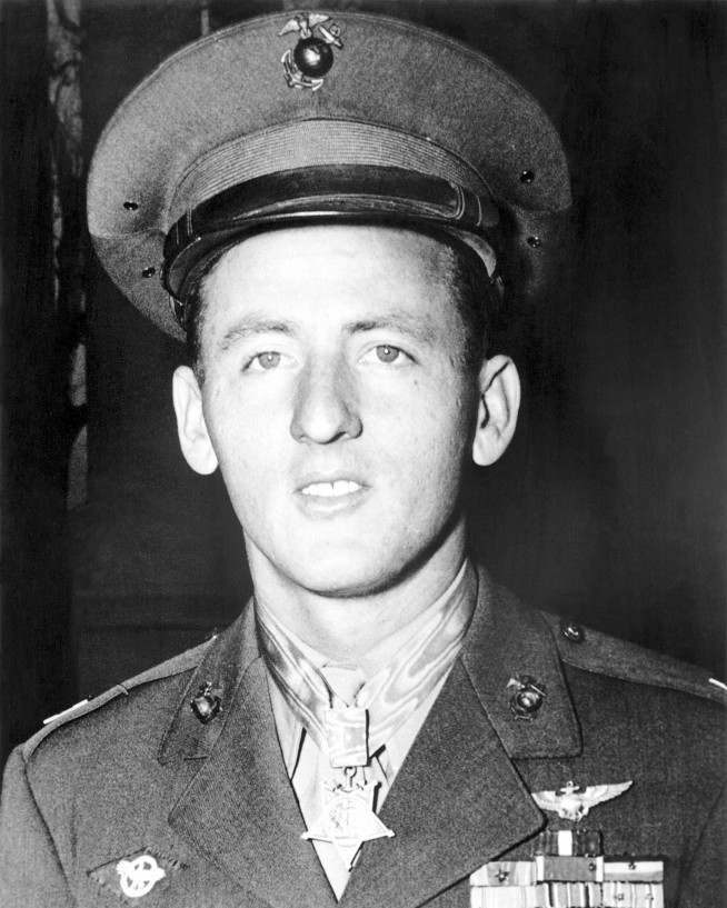 Ruptured Duck on officer uniform - UNIFORMS - U.S. Militaria Forum