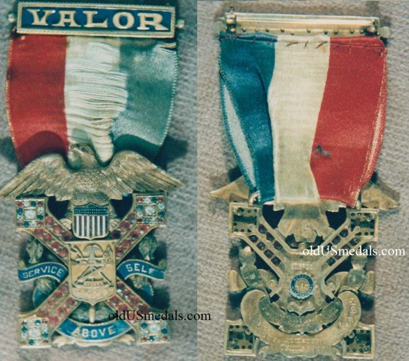 What medals is he wearing #2? - MEDALS & DECORATIONS - U.S. Militaria Forum