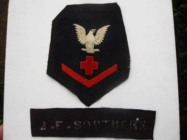 Right and Left facing Crows dated a year apart. - NAVY, COAST GUARD AND ...