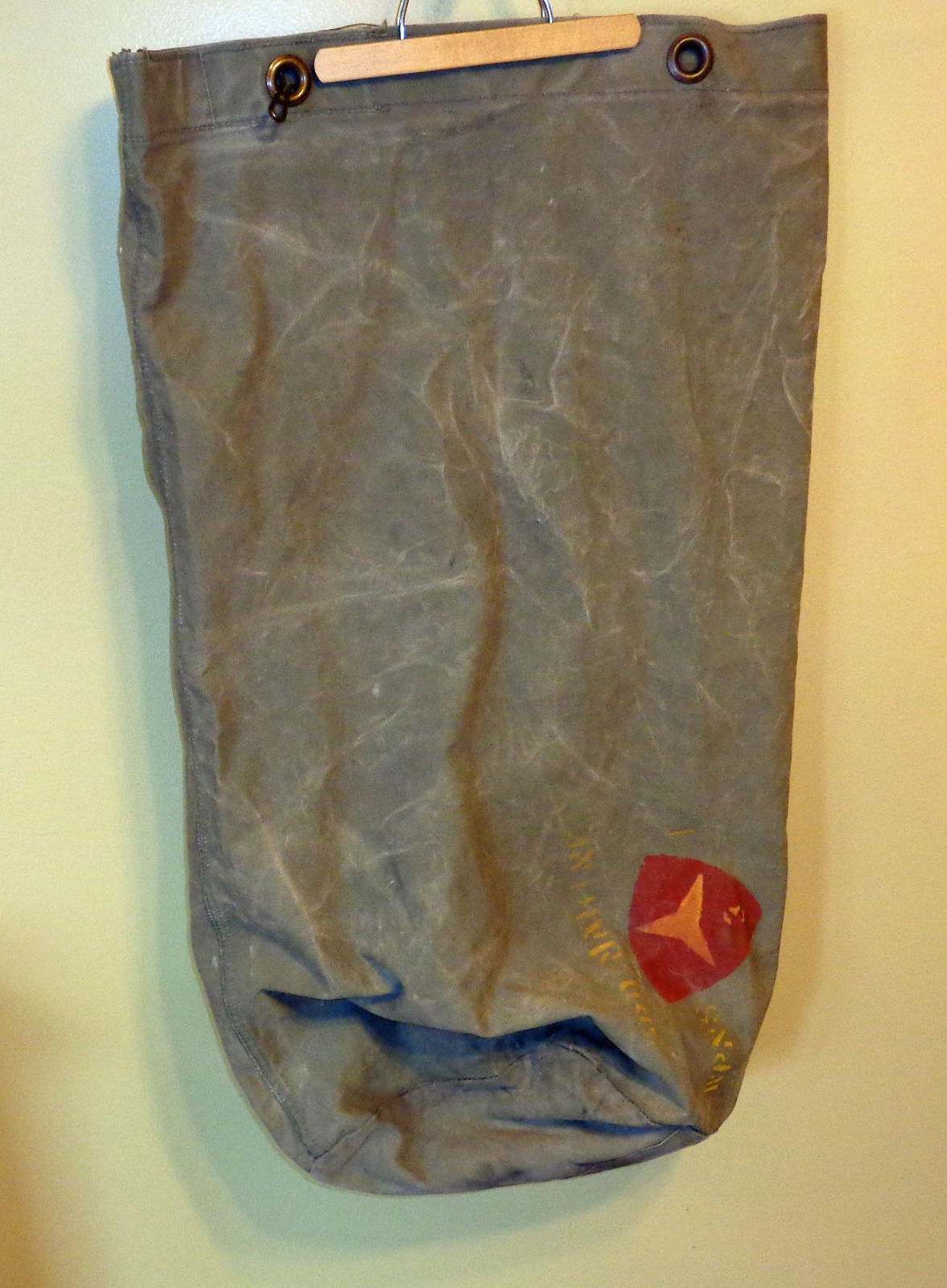USMC Painted Seabags - Page 8 - FIELD & PERSONAL GEAR SECTION - U.S ...
