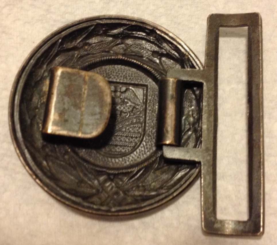Need help identifying unknown belt buckle... - MISC MILITARIA - U.S ...
