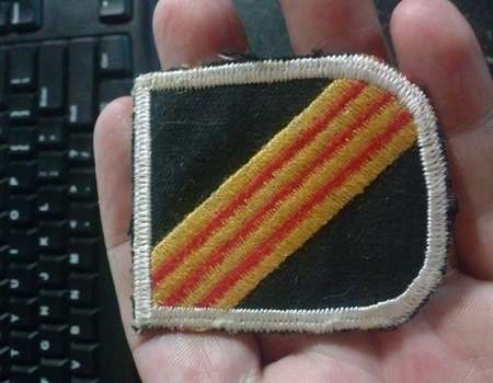 Special Forces Flash Real? - ARMY AND USAAF - U.S. Militaria Forum