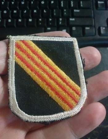 Special Forces Flash Real? - ARMY AND USAAF - U.S. Militaria Forum