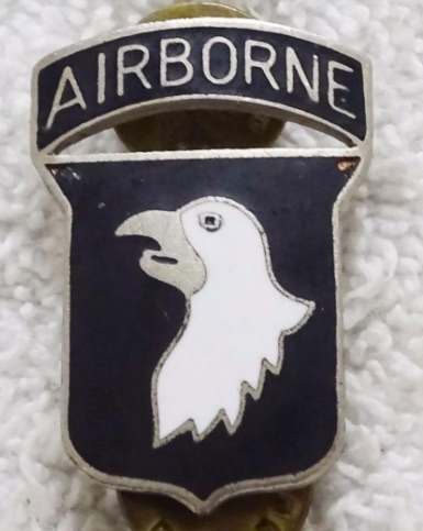 101st Theatre Made DUI - DISTINCTIVE UNIT INSIGNIA / UNIT CRESTS - U.S ...