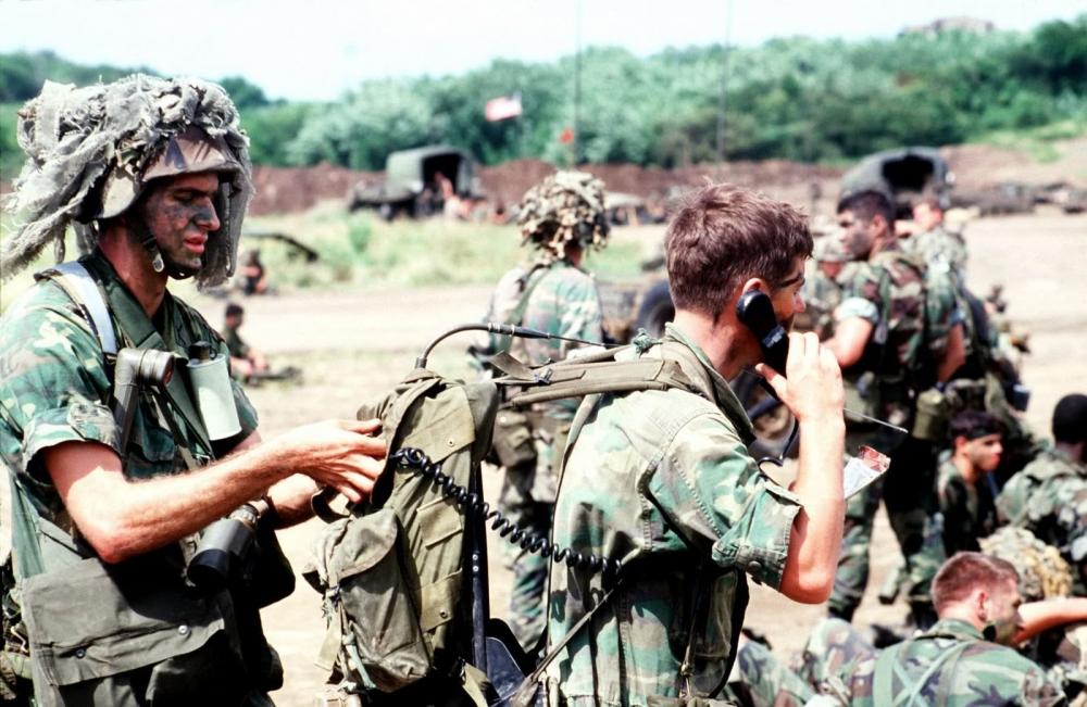 Helmets Used in Grenada - Page 2 - MODERN COMPOSITE HELMETS - U.S ...