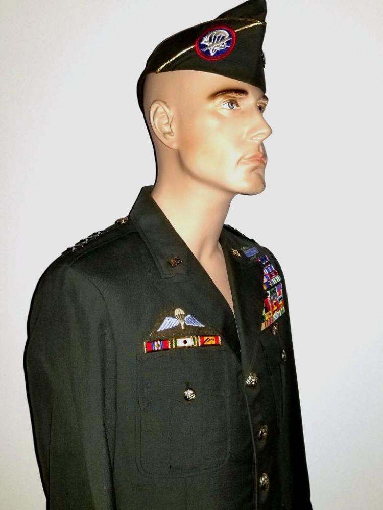 Lieutenant General Thomas H. Tackaberry Uniform Grouping - UNIFORMS - U ...