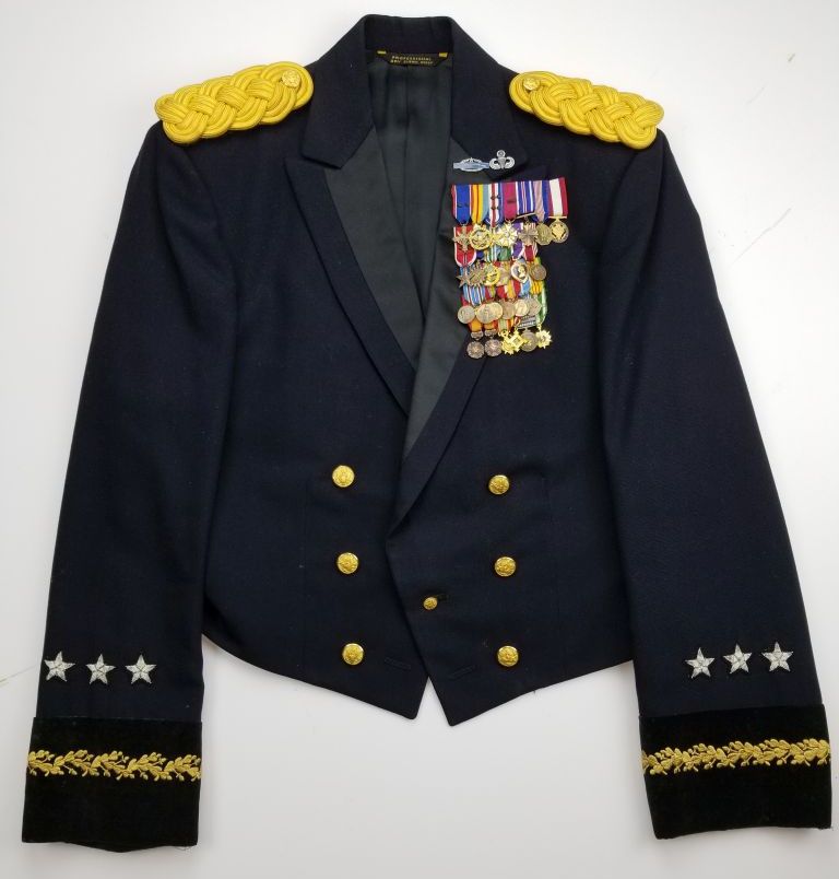 Lieutenant General Thomas H. Tackaberry Medals & Uniform Grouping ...