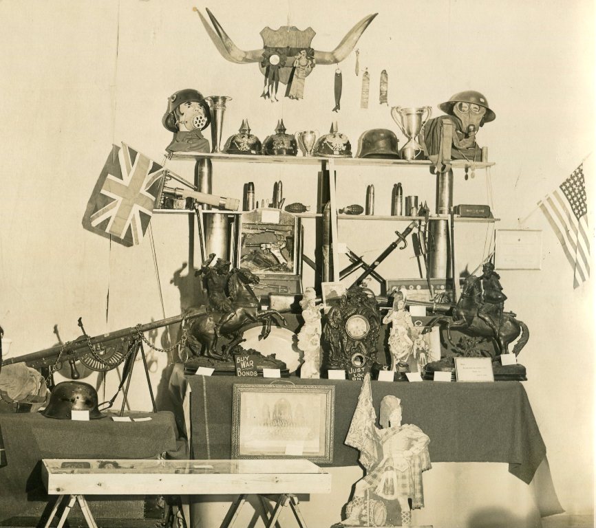 Militaria Hunting in a Hoarder House-WWII Jeeps - MILITARY VEHICLES - U ...