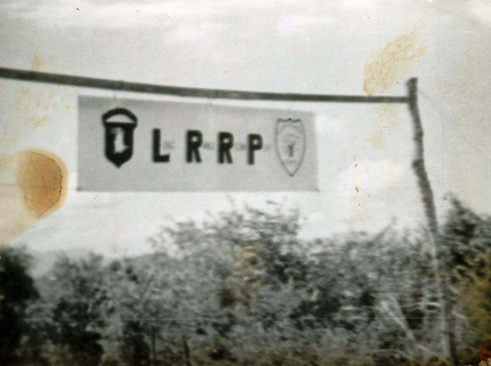 Vietnam US Army 101st Airborne LRRP Troops wearing Tiger Stripe ...