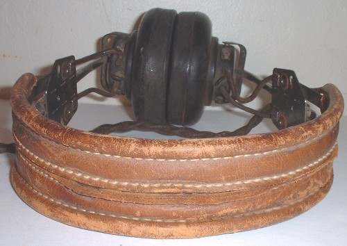 Typical WW2 USAAF pilot's headset - FLYING HELMETS AND ACCESSORIES - U ...