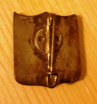 MP DUI- ID help needed! - DISTINCTIVE UNIT INSIGNIA / UNIT CRESTS - U.S ...