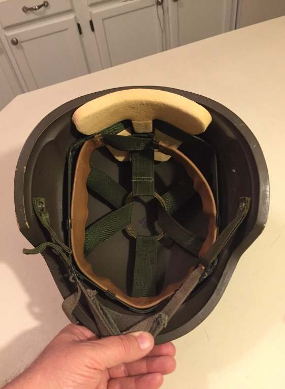 Antique shop prototype PASGT - MODERN COMPOSITE HELMETS - U.S ...