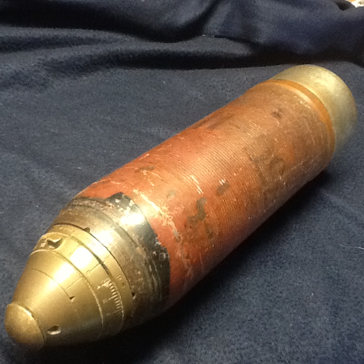 WW1 dated 75mm Shrapnel round, complete, as issued. - FIREARMS - U.S ...