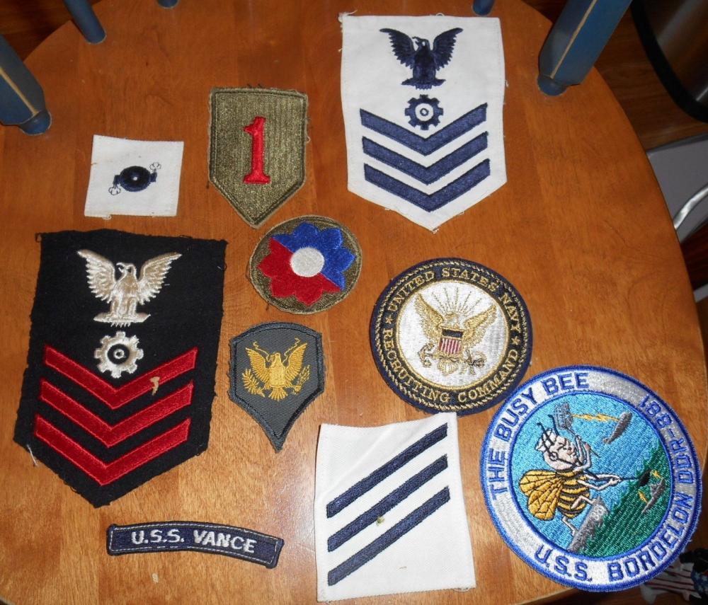 Navy Recruiting Badge - BADGES, AWARDS, DUI, AND COLLAR BRASS - U.S ...