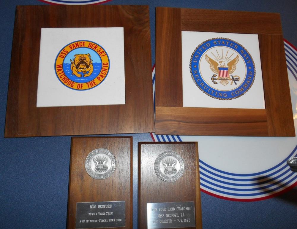 Navy Recruiting Badge - BADGES, AWARDS, DUI, AND COLLAR BRASS - U.S ...