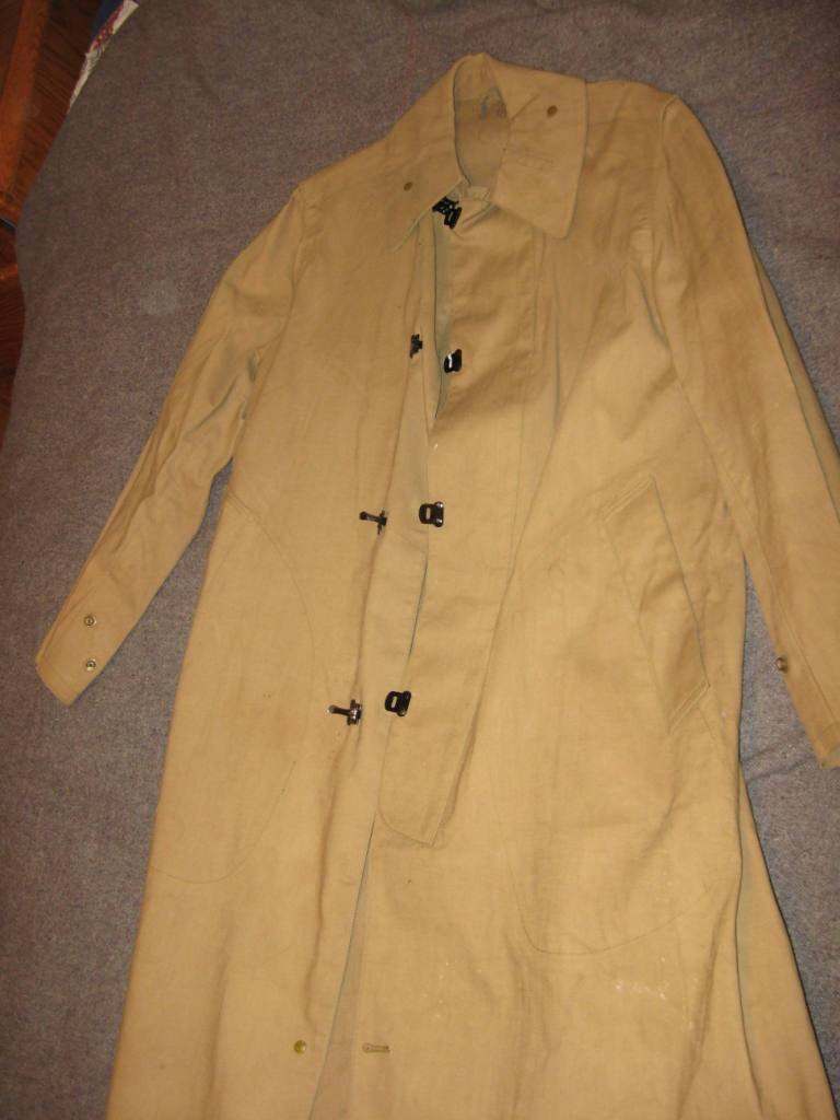 USMC Raincoat - UNIFORMS - U.S. Militaria Forum