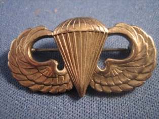 Jump wing question - AIRBORNE, GLIDER TROOPS, PARATROOP JUMP WINGS AND ...