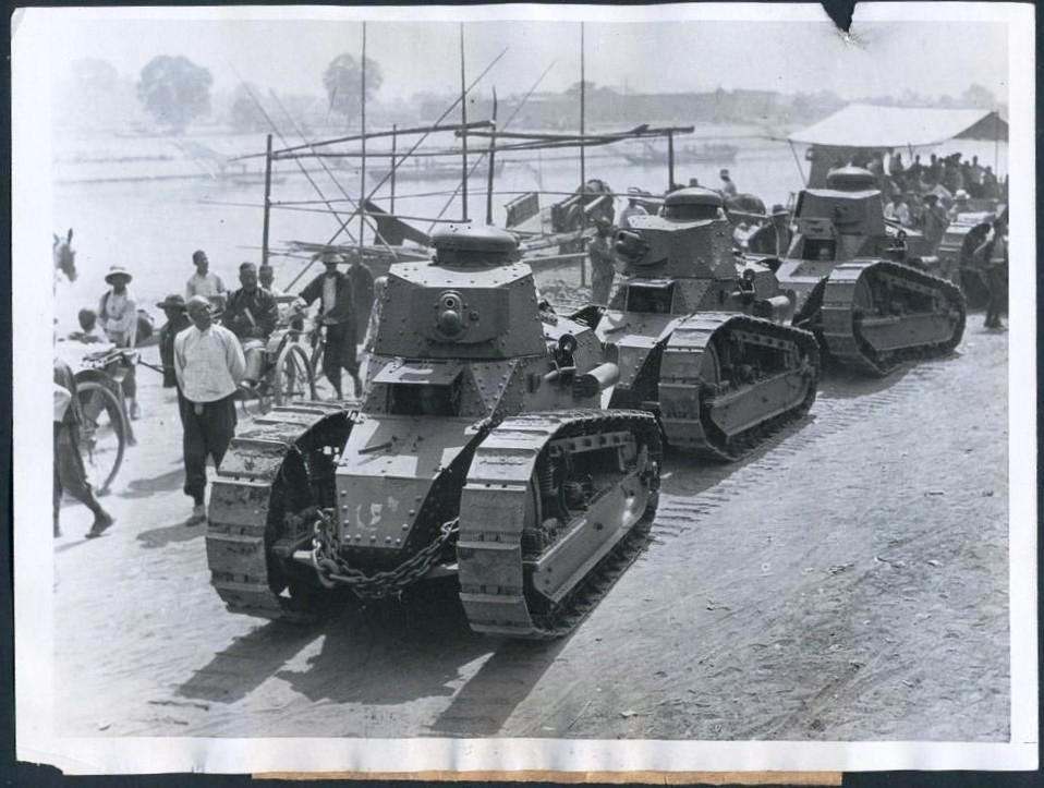 Marine Tanks in China in 1927 - MILITARY VEHICLES - U.S. Militaria Forum