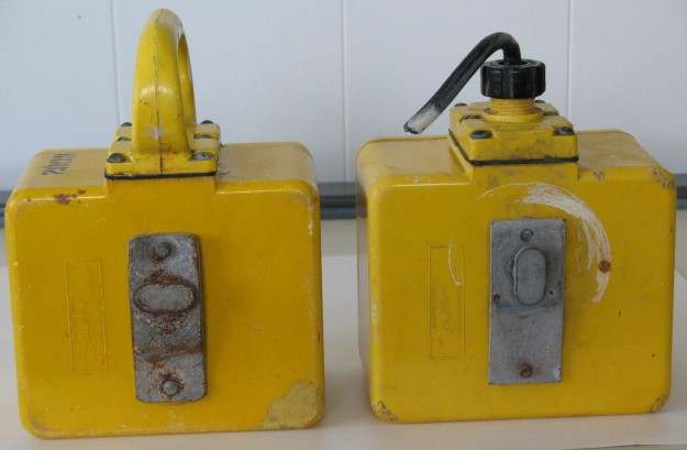 Navy battle lanterns - NAVAL SEA SERVICE GEAR - SHIPBOARD, SUBMARINE ...