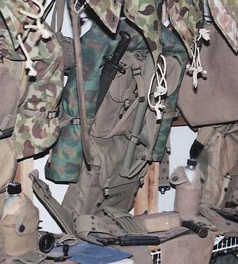 WWII USMC Gear Setups - FIELD & PERSONAL GEAR SECTION - U.S. Militaria ...