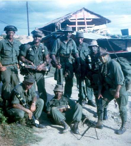 USMC uniforms in vietnam - UNIFORMS - U.S. Militaria Forum