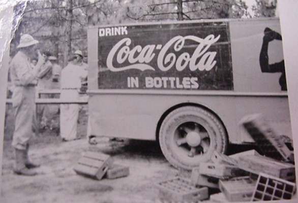 1942 coca cola - FIELD & PERSONAL GEAR SECTION - U.S. Militaria Forum