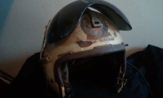 Early jet pilot helmet. - MILITARY AIRCRAFT & AVIATION - U.S. Militaria ...