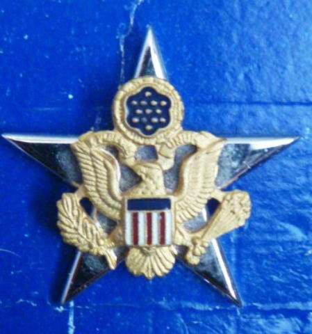 Army General Staff Branch Insignia - BADGES, AWARDS, DUI, AND COLLAR ...