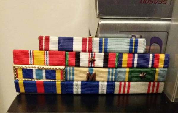 Assistance needed for ribbon - MEDALS & DECORATIONS - U.S. Militaria Forum