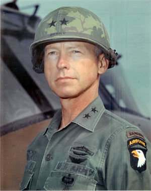 Patches in action: Photos of SSI being worn by the troops. - Page 53 ...