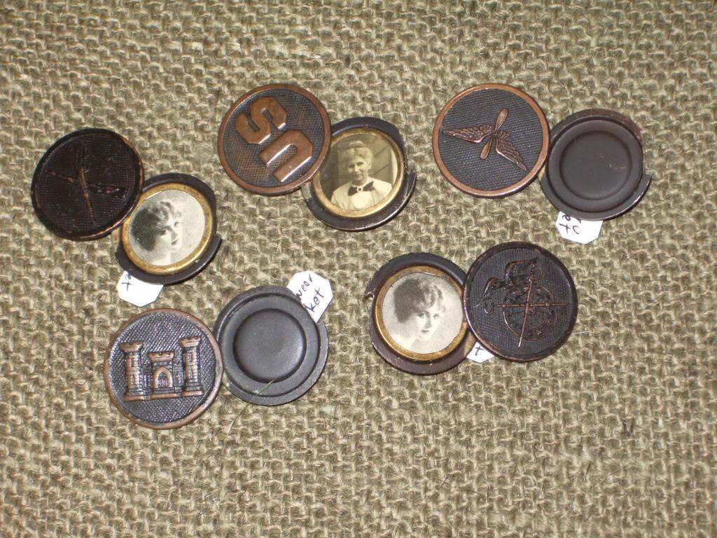 World War One Collar Discs - BRANCH OF SERVICE COLLAR BRASS - U.S ...