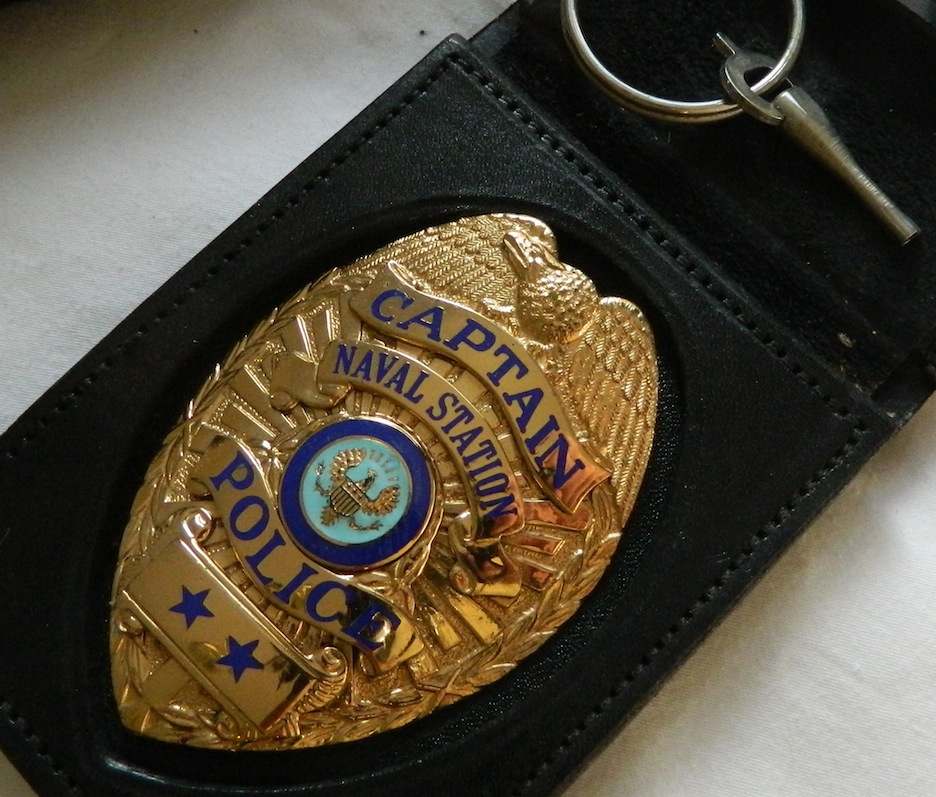 Vietnam Naval Advisory Group Beret, Naval Police Badge & ID Card ...