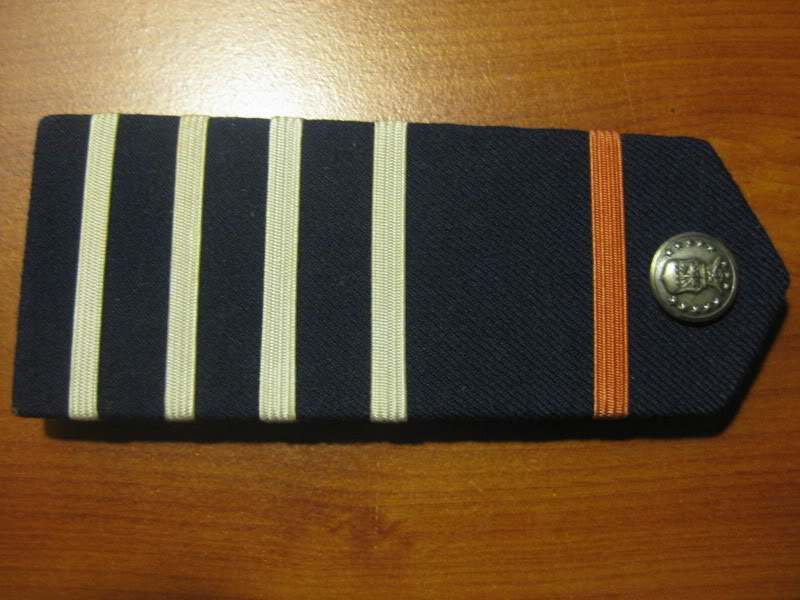 USAF shoulder boards - AIR FORCE (USAAF IS WITH ARMY) - U.S. Militaria ...
