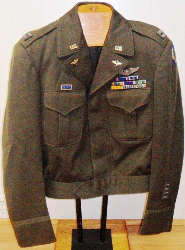 9th AAF pilot's tailored battle dress to DSC recipient. - UNIFORMS - U ...