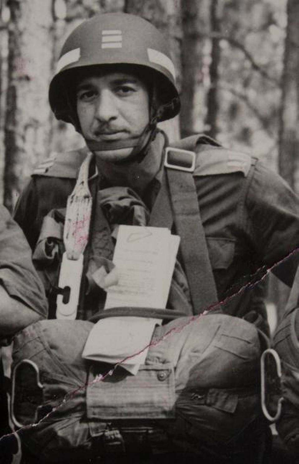 3 Stripe Rank - Corporal or Captain - M-1; M-1C & M-2 HELMETS - U.S ...