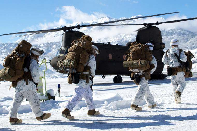 White PASGT (Kevlar) Helmet Cover - MODERN COMPOSITE HELMETS - U.S ...