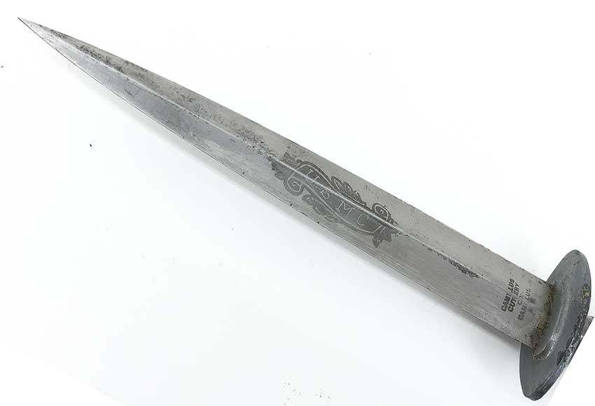 Marine Raider dagger - looks real - EDGED WEAPONS - U.S. Militaria Forum