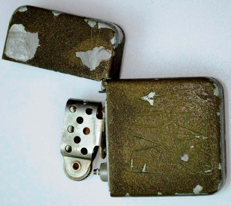 WWII ID'd Military Lighter with Airborne Artwork - FIELD & PERSONAL ...