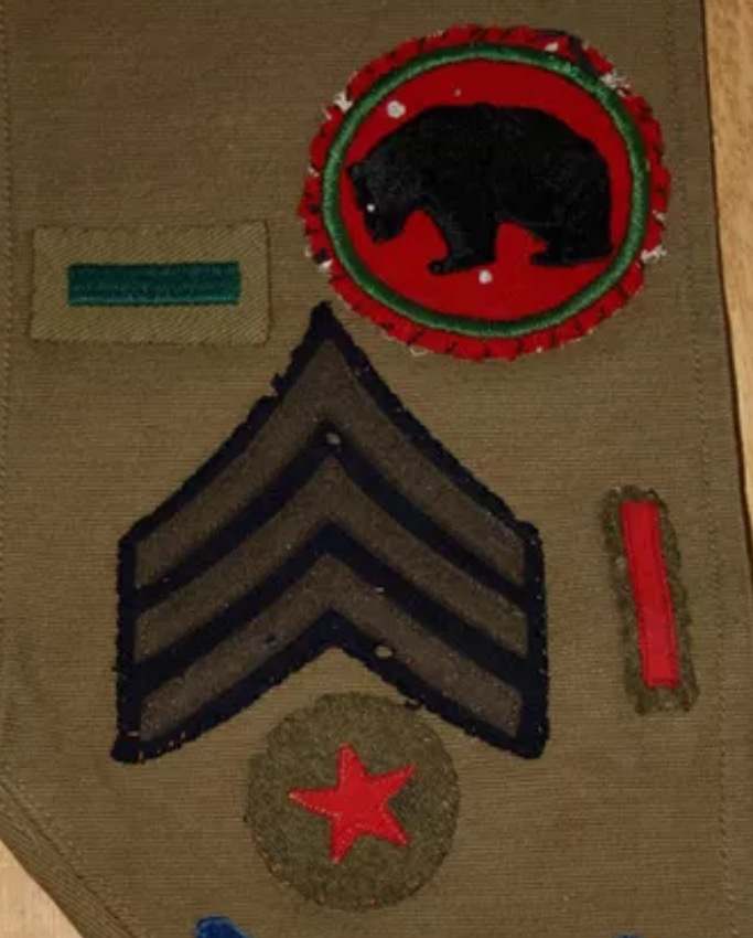 Is this military? Round red felt with bear - CAN YOU IDENTIFY THIS ...