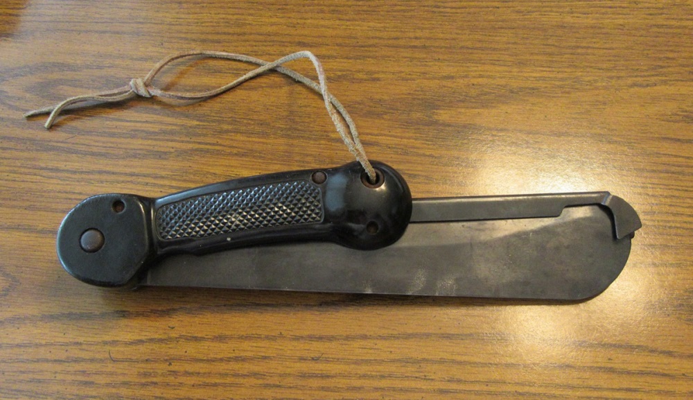 An Interesting Folding Machete... HELP ! - EDGED WEAPONS - U.S ...