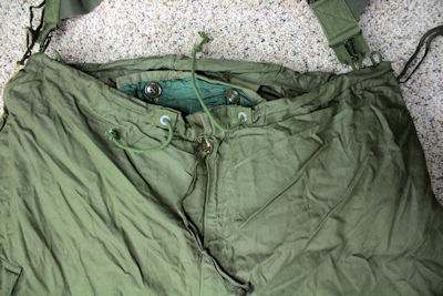 US Army M-50 Experimental Pullover Parka, Pants and Gloves - UNIFORMS ...