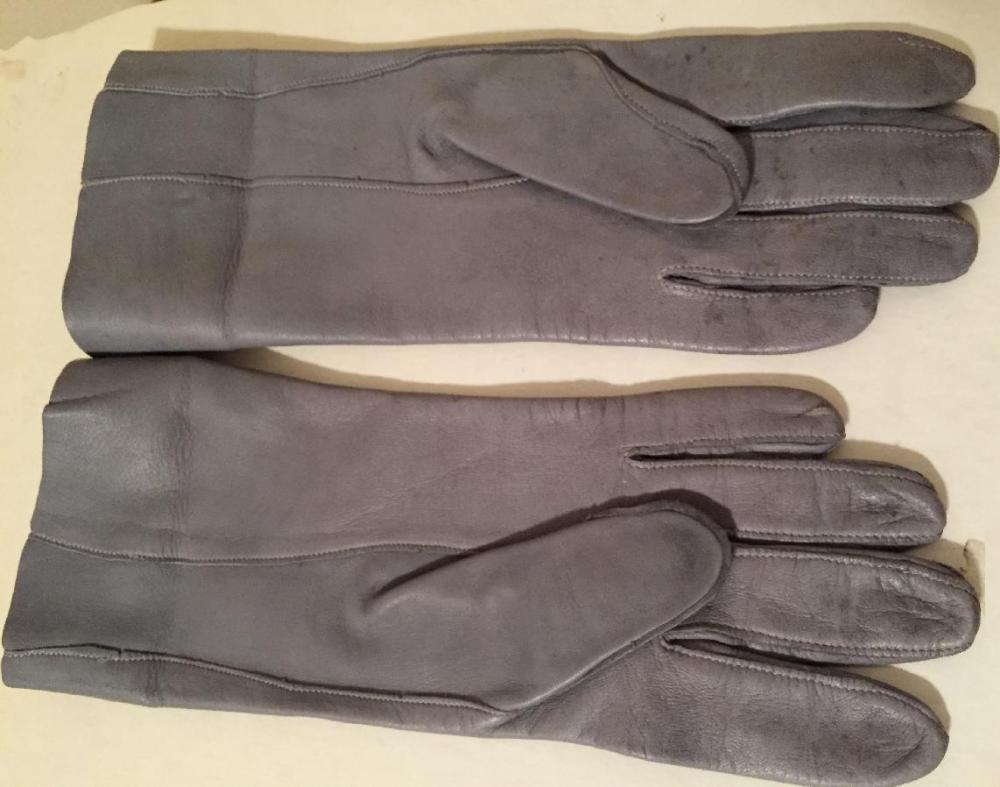 Gray Leather B-3A USAF Gloves - FLIGHT CLOTHING - U.S. Militaria Forum