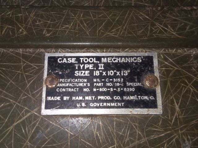 USAF crew chief tool boxes - GROUND CREW SPECIAL GEAR - U.S. Militaria ...