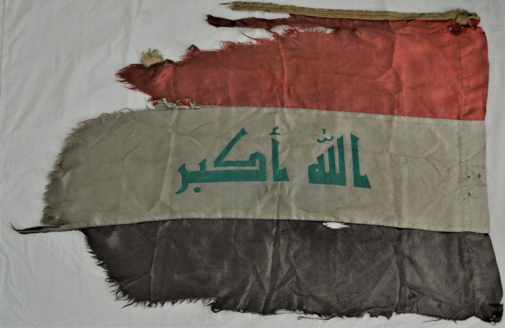 Original Tattered Iraqi Flag - SPOILS OF WAR - U.S. Militaria Forum