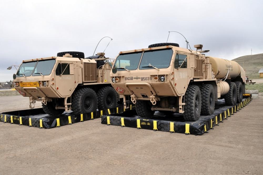 Cool Stuff at a Truck Stop - MILITARY VEHICLES - U.S. Militaria Forum